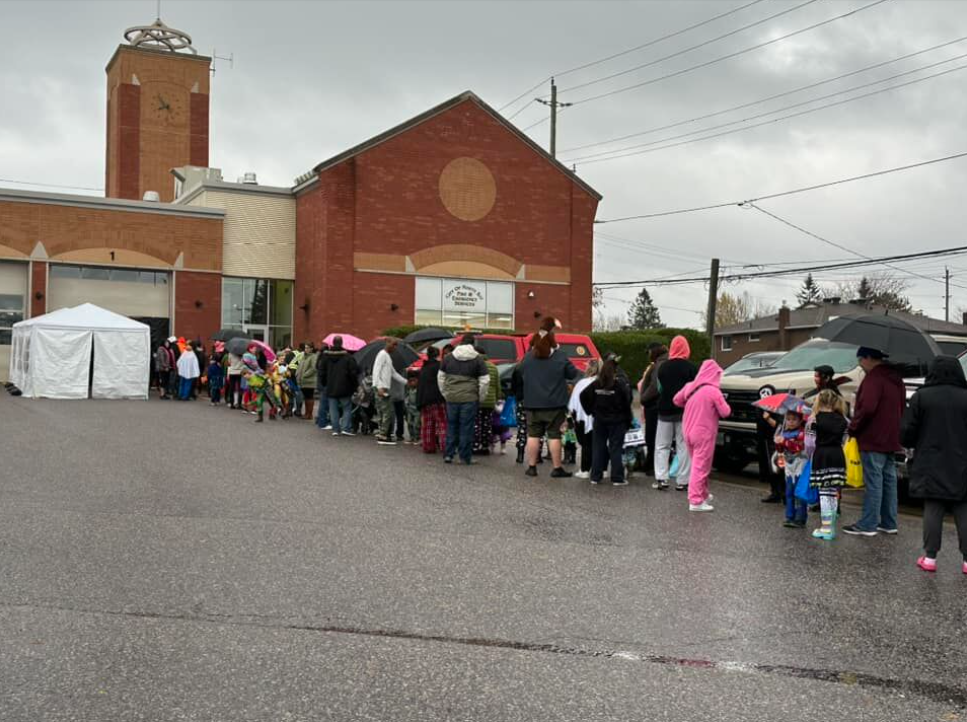 North Bay News - 8900 Show Up for North Bay Tradition